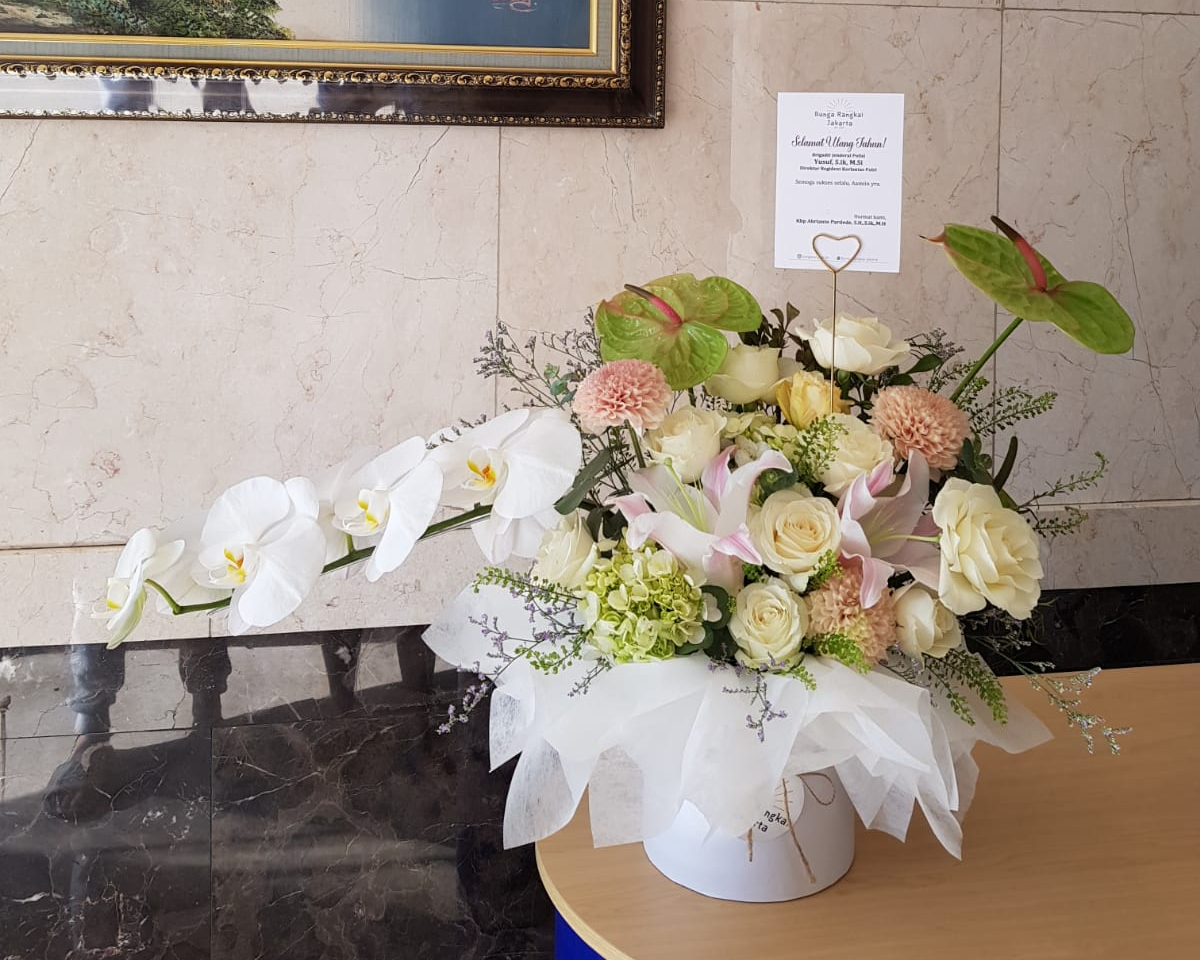 Produk Bunga Rangkai Jakarta | Shopee Indonesia