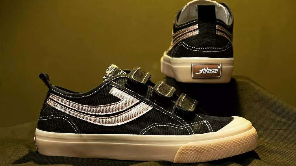 Produk Sepatu Johnson Indonesia | Shopee Indonesia