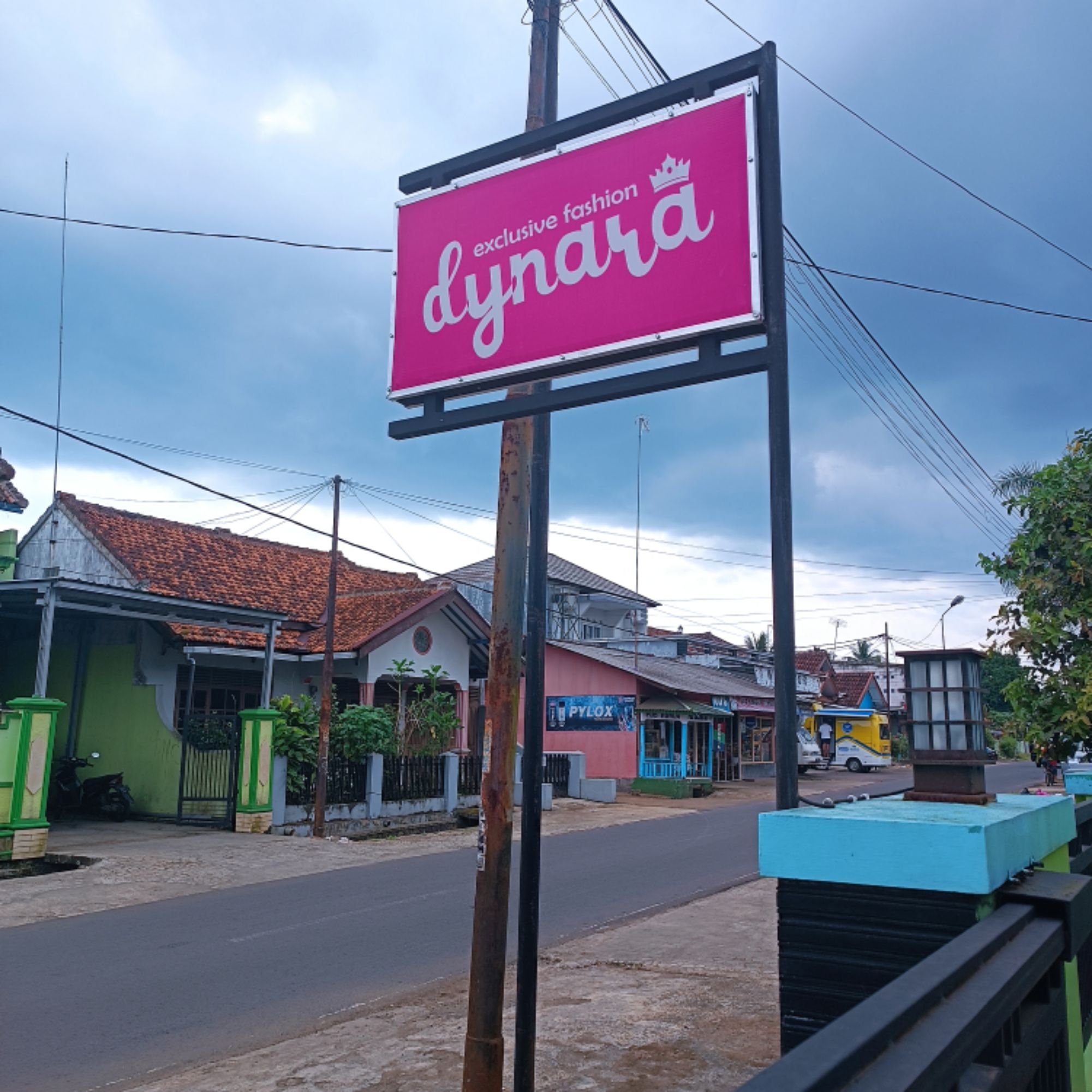 Produk dynara store | Shopee Indonesia