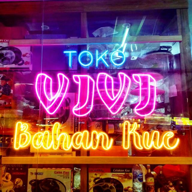 Produk Toko Vivi Pasar Lama | Shopee Indonesia