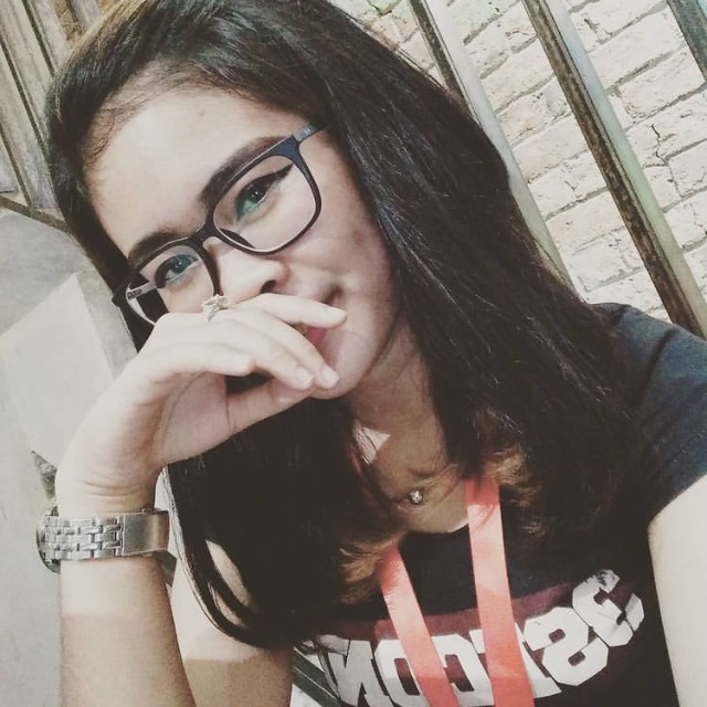 Produk vunky | Shopee Indonesia