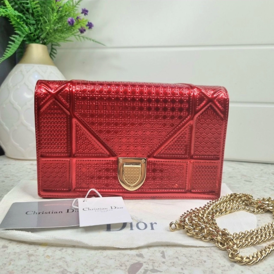 Produk Preloved Authentic Guaranteed | Shopee Indonesia