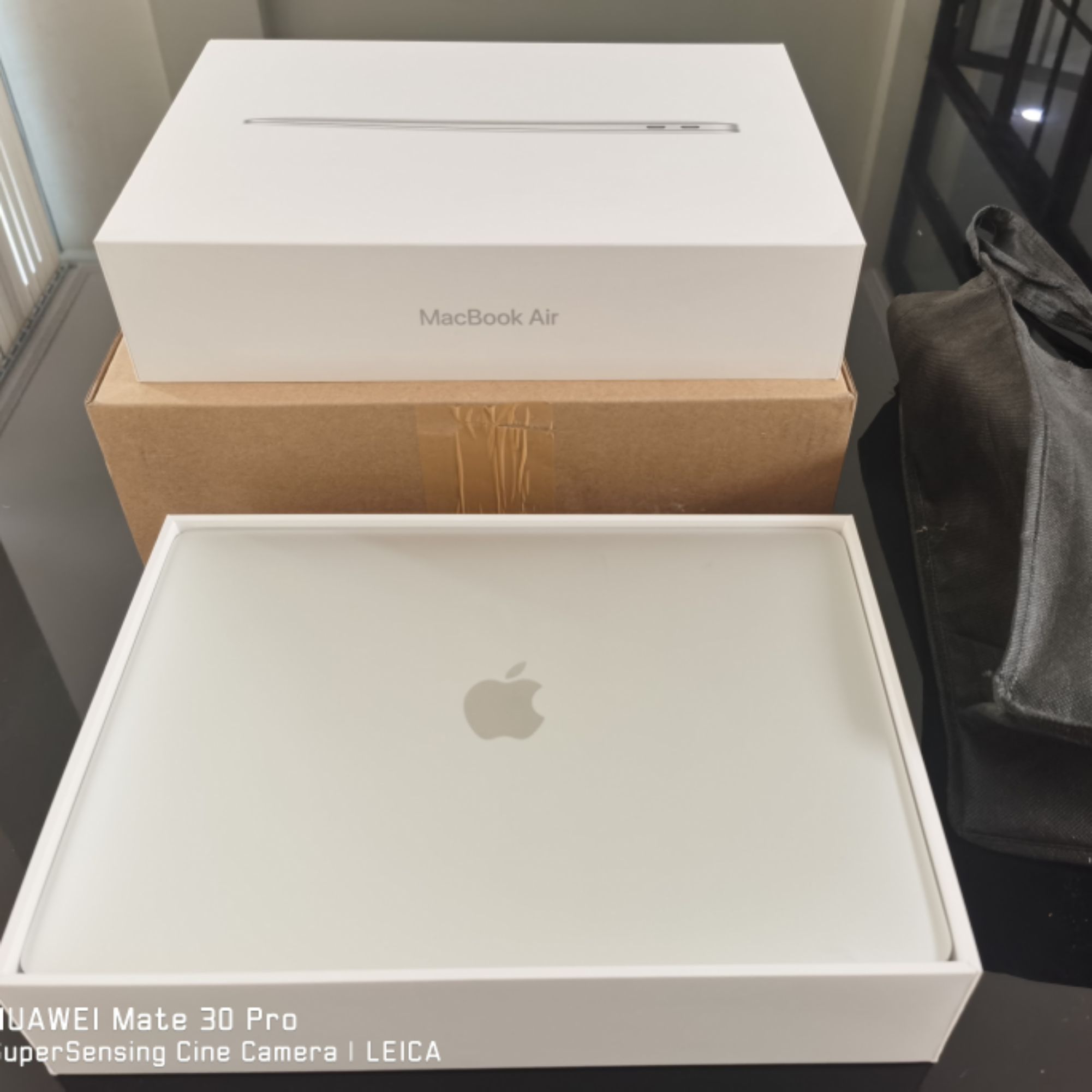 Produk laptop macbook | Shopee Indonesia