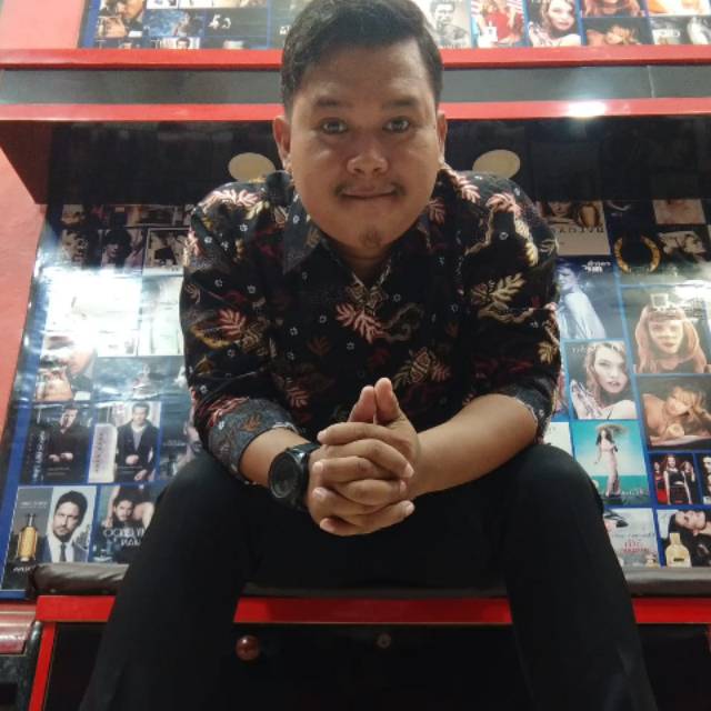 Produk UWAW PARFUM TUGU MULYO | Shopee Indonesia