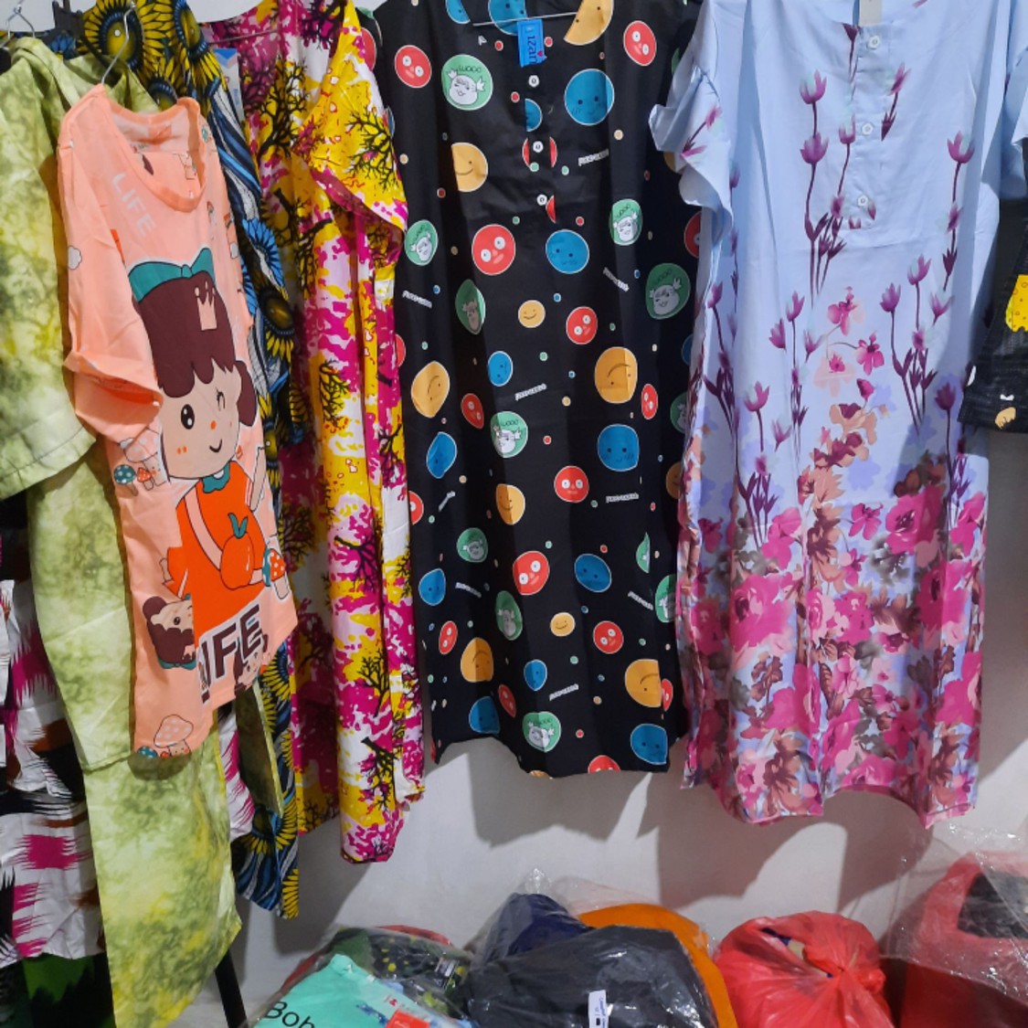 Produk BoS collection | Shopee Indonesia