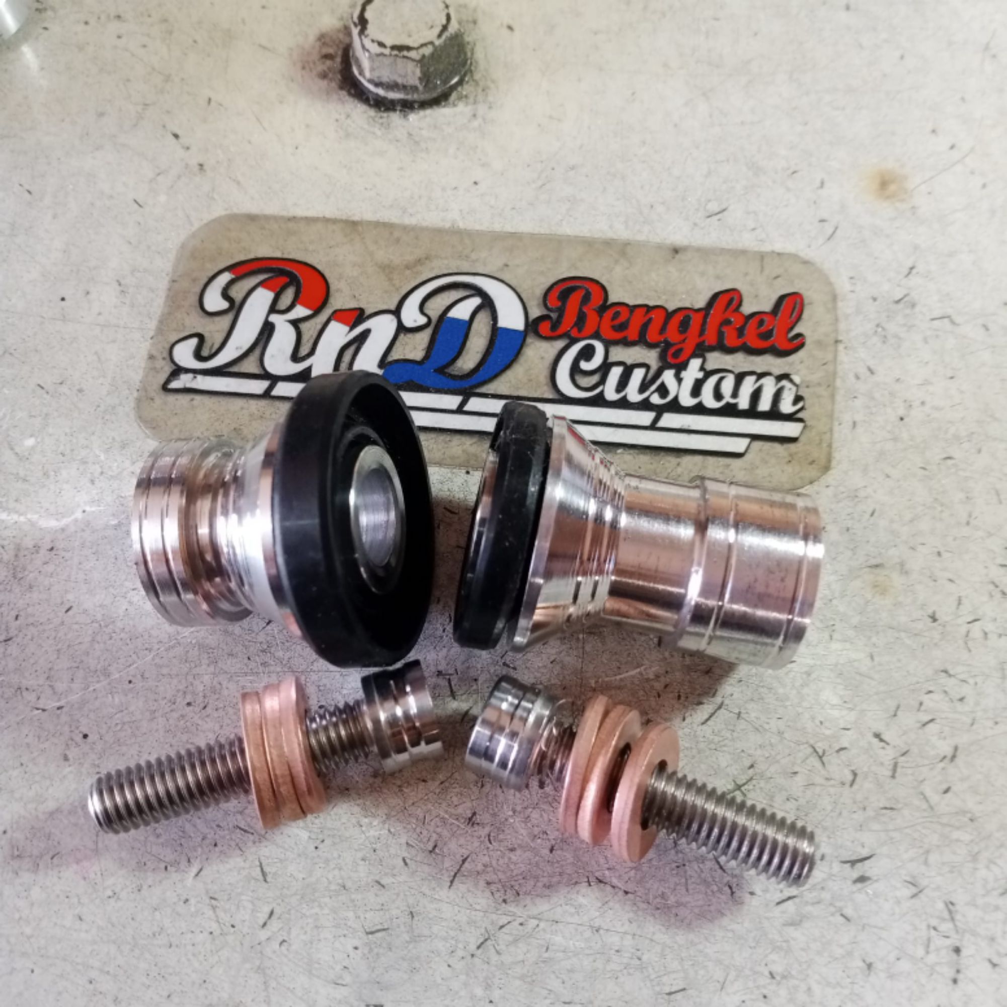 Produk Rnd boshing produk | Shopee Indonesia