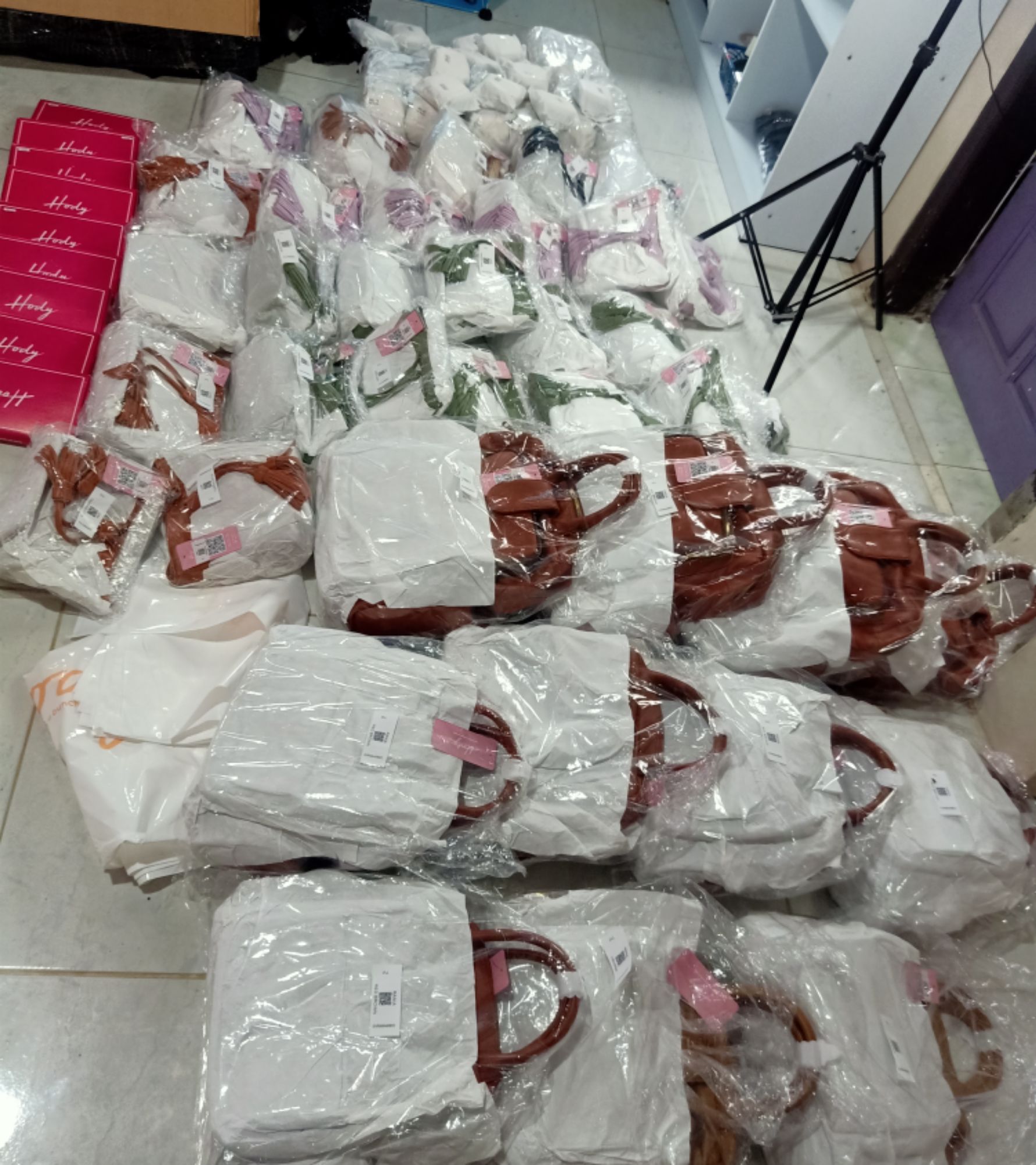 Produk gudang tas lokal | Shopee Indonesia