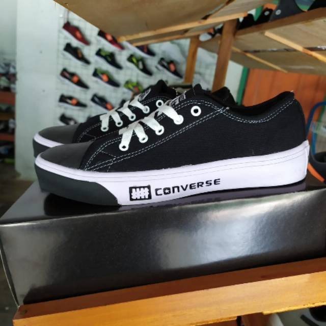 Produk titinshoes | Shopee Indonesia