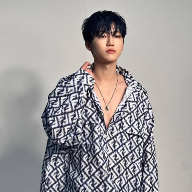 Produk Enhypen Shop | Shopee Indonesia