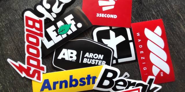 Produk Stiker brand distro | Shopee Indonesia