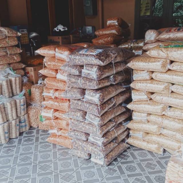 Produk Tiara Snack Semarang | Shopee Indonesia