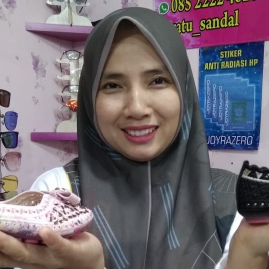 Produk ratu sandal | Shopee Indonesia