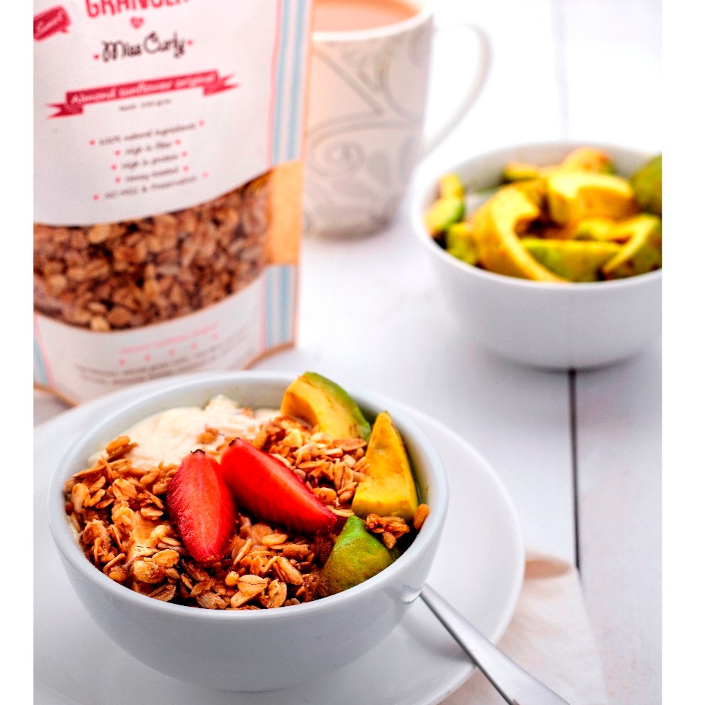 Produk Miss Curly Granola | Shopee Indonesia