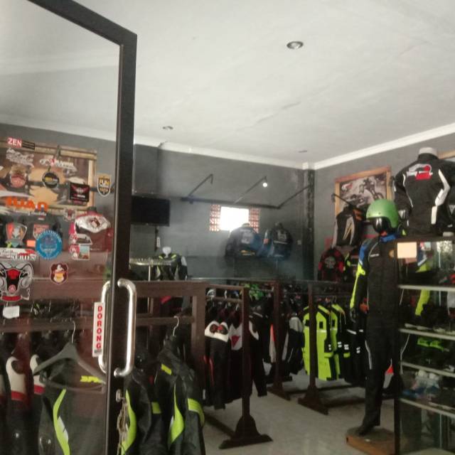 Produk motion apparel | Shopee Indonesia