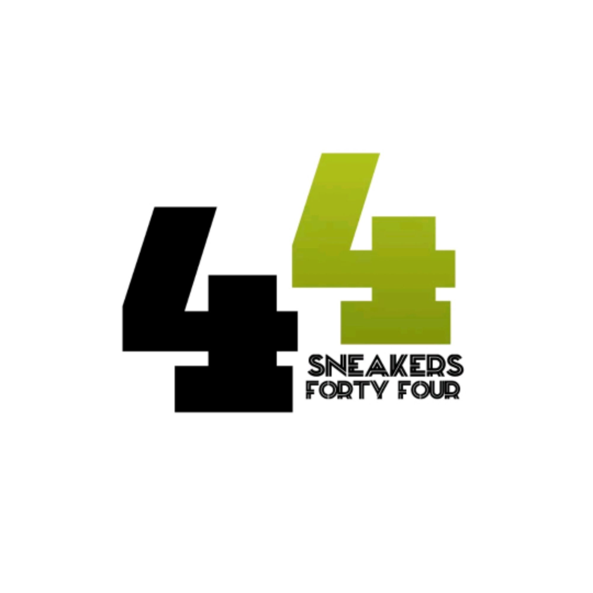 Produk SM SNEAKERS | Shopee Indonesia