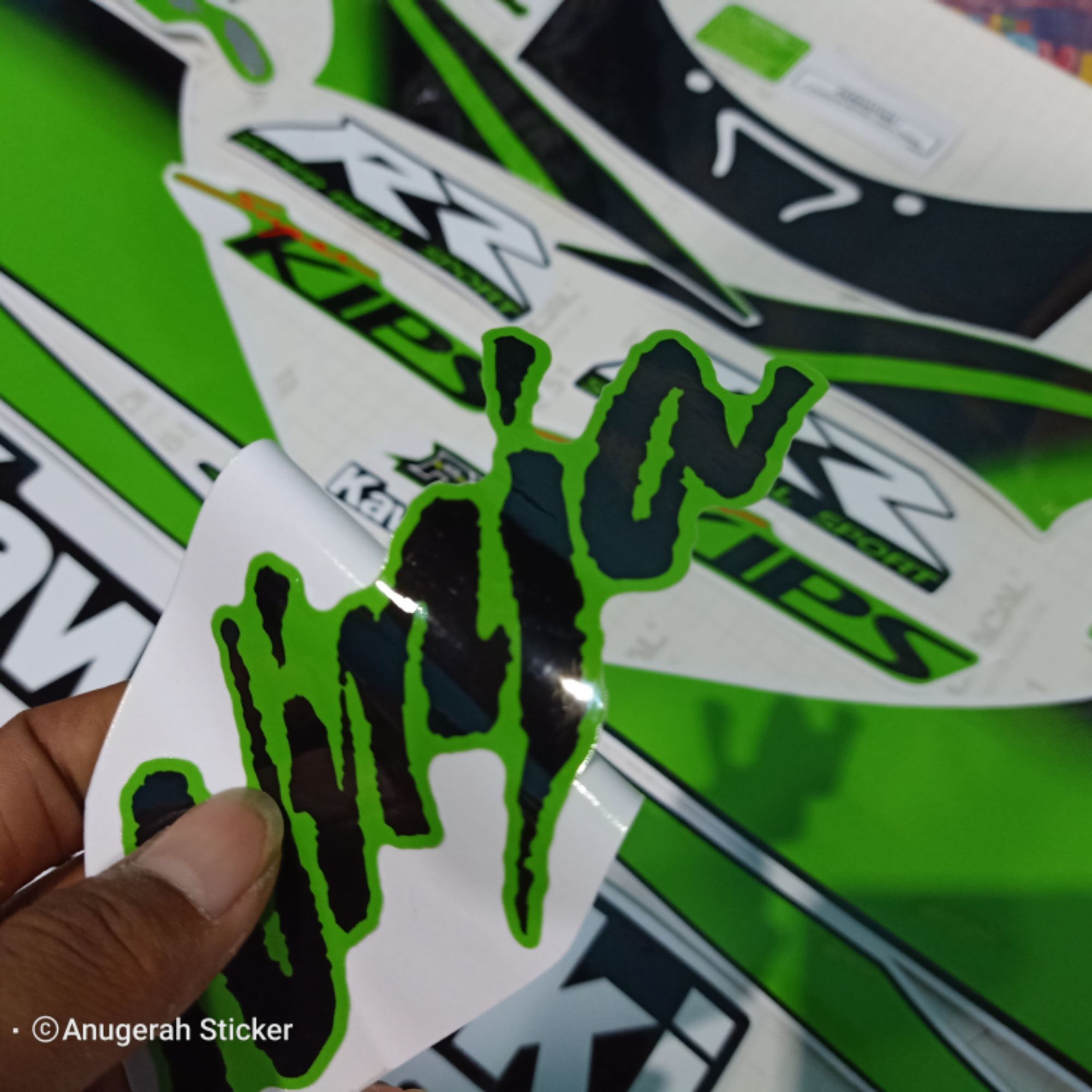 Produk Azril Graphic ART | Shopee Indonesia