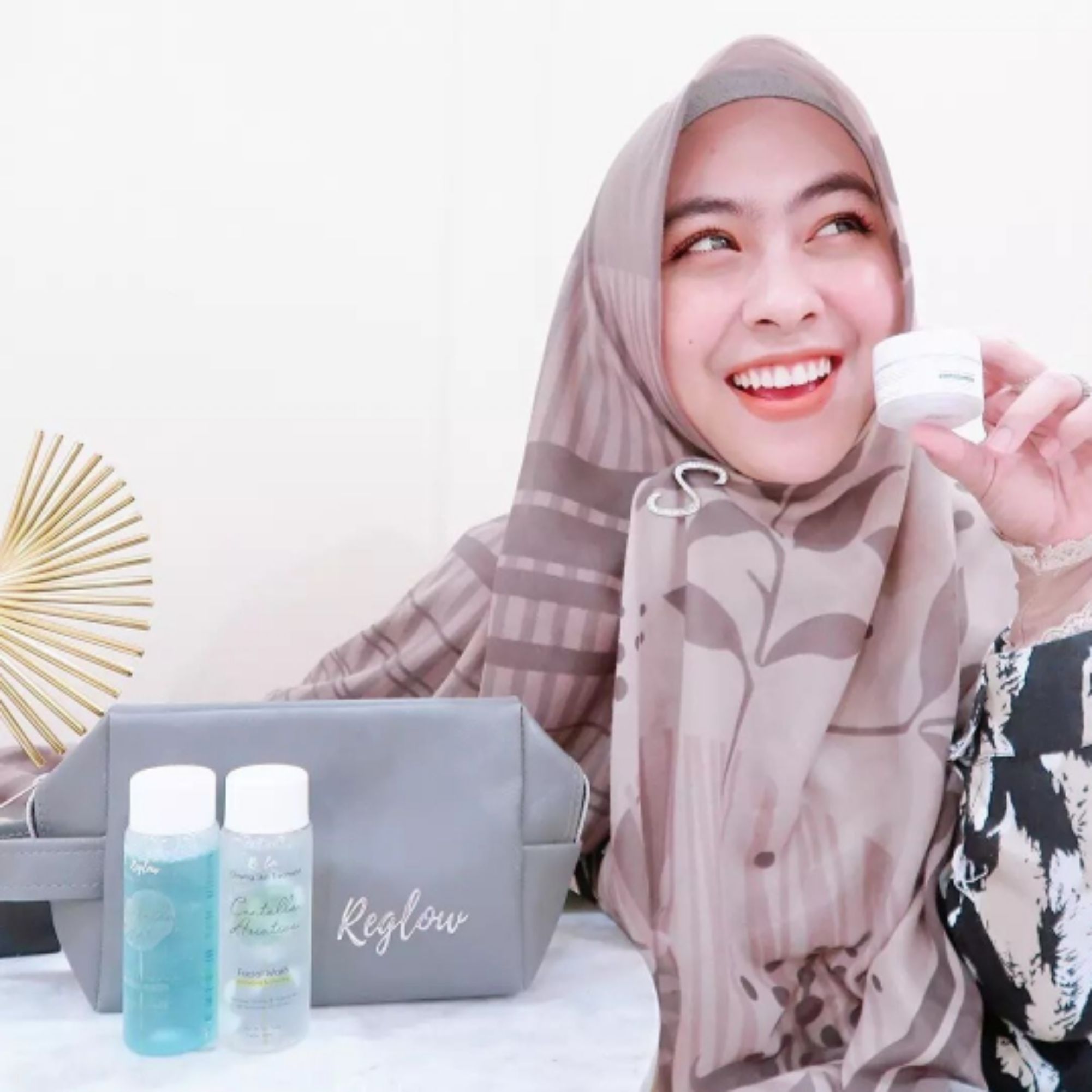 Produk Reglow Agen Makassar | Shopee Indonesia