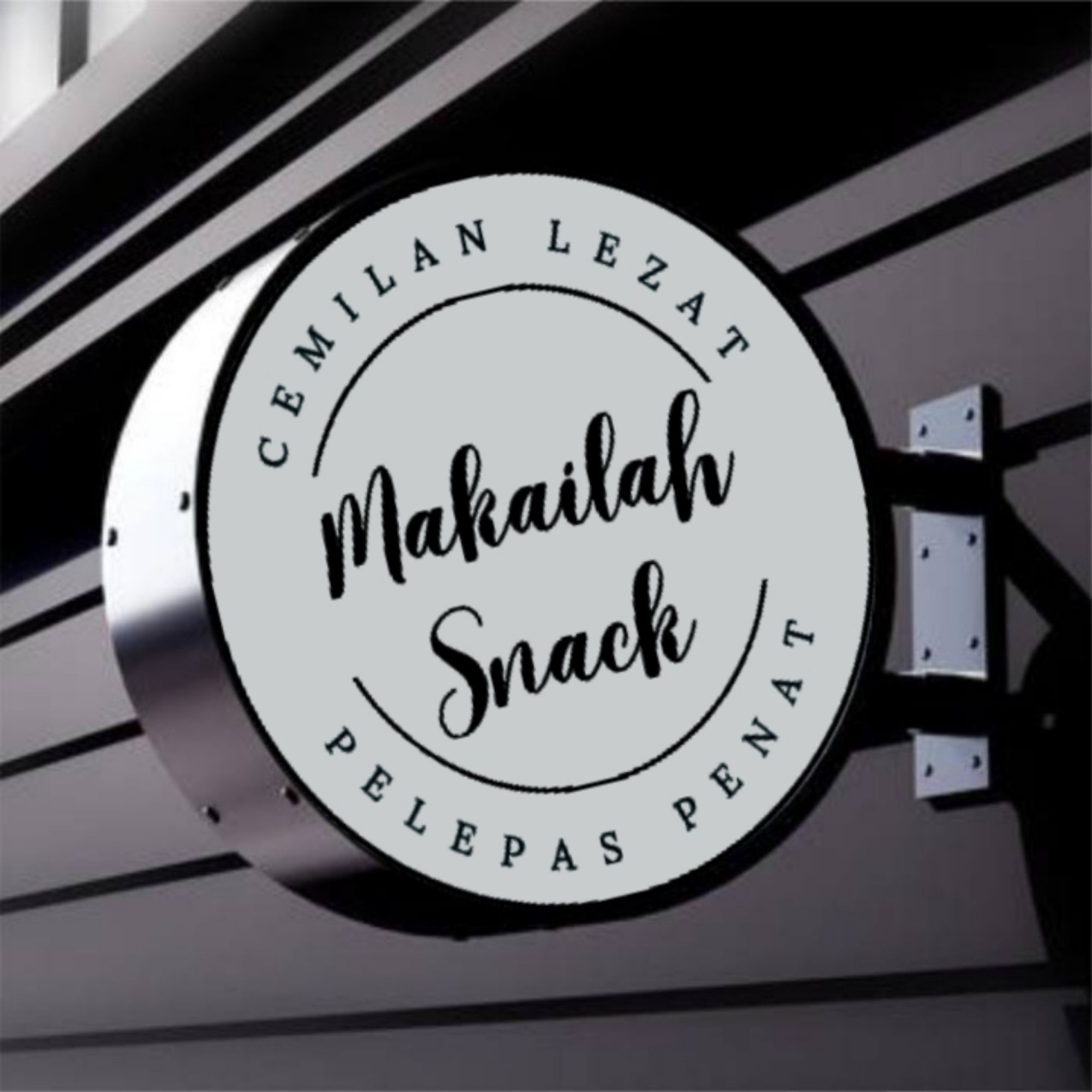 Produk Makailah Snack | Shopee Indonesia