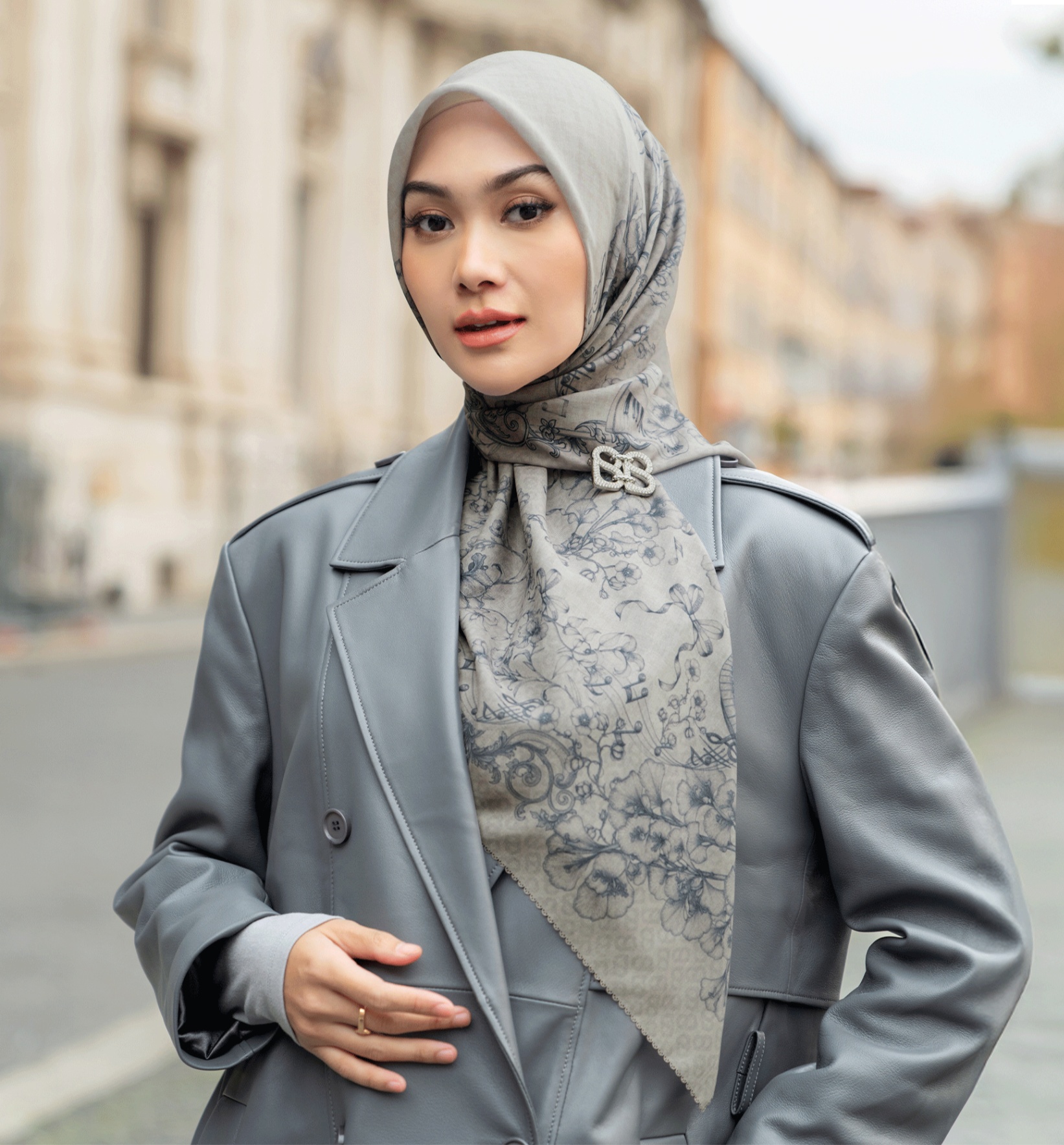 Toko Online Buttonscarves Official Shop | Shopee Indonesia