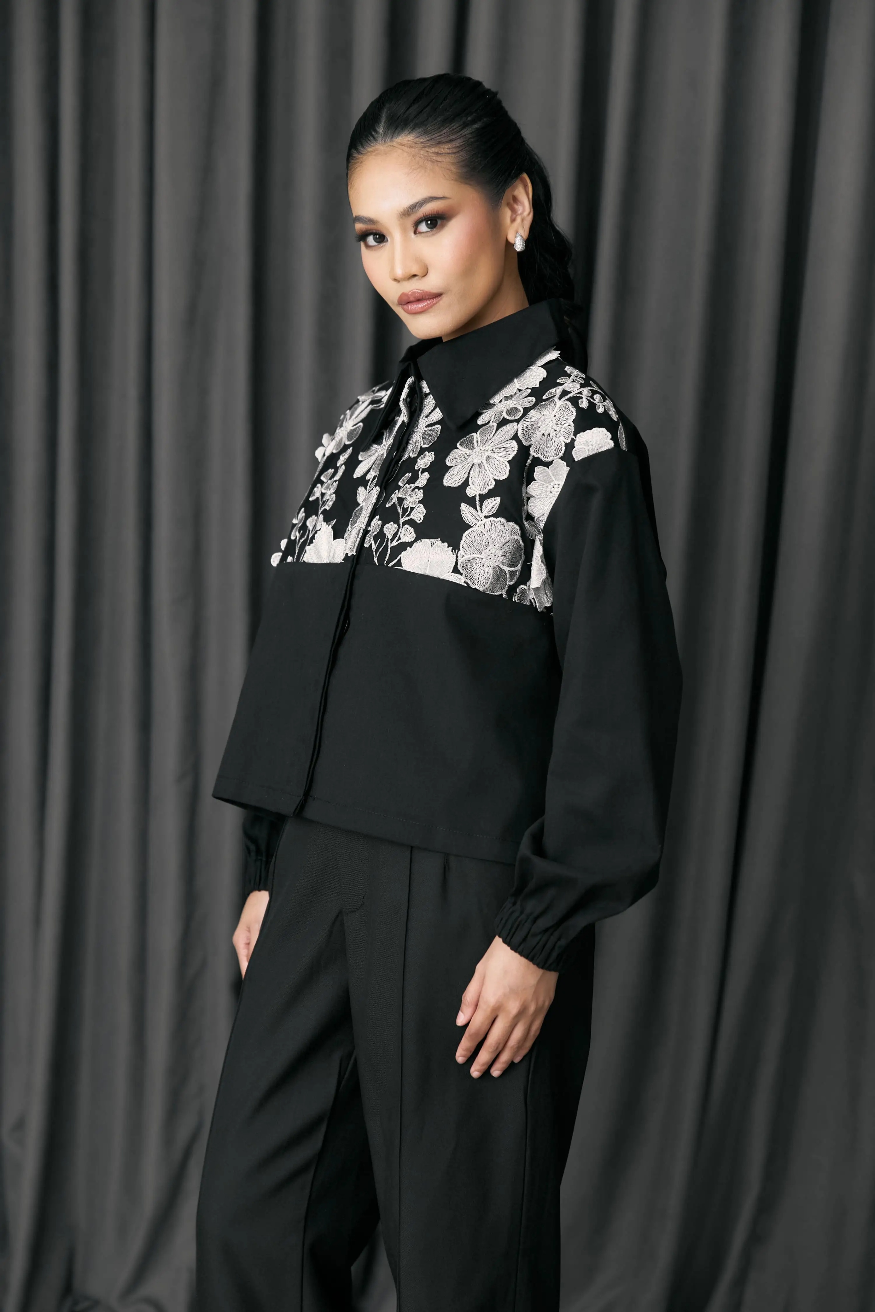 Produk STUDIO.TUI | Shopee Indonesia