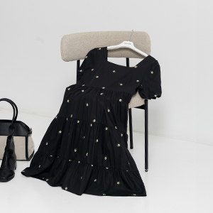 Toko Online THIS IS APRIL Official Shop | Shopee Indonesia