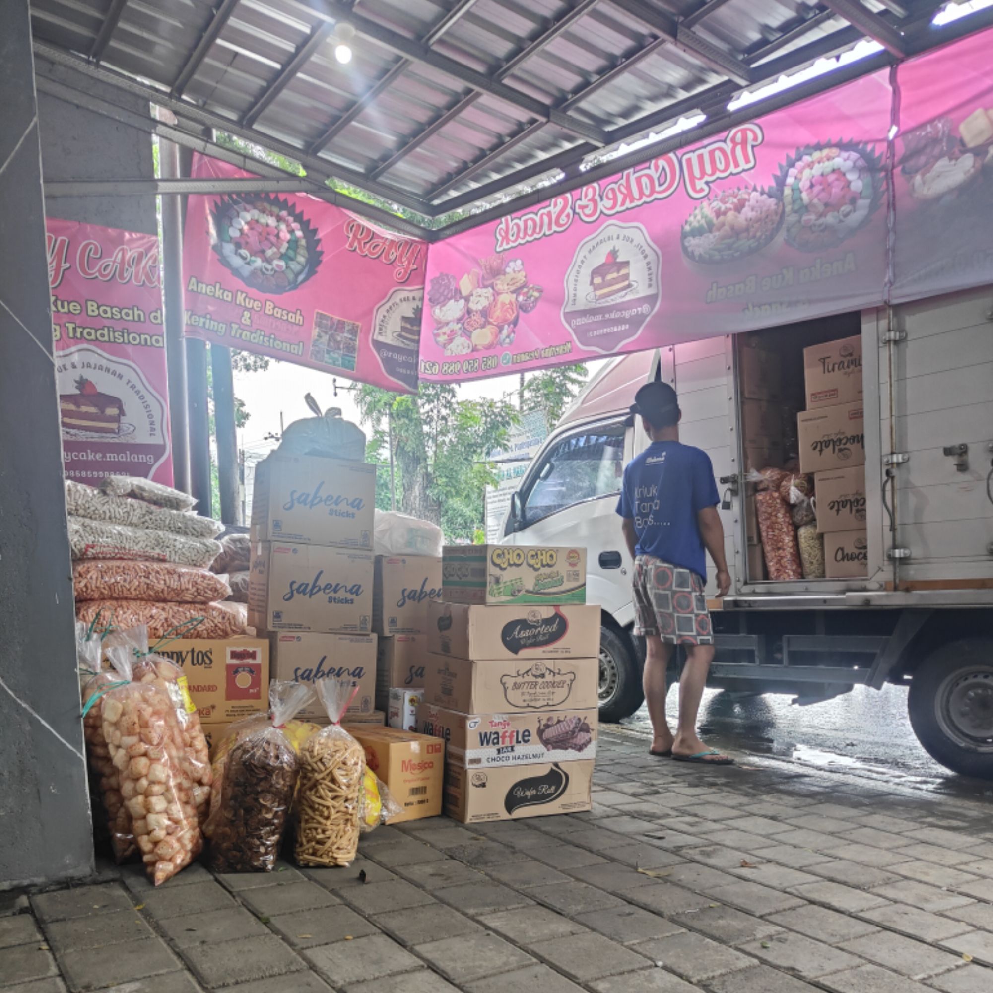 Produk GudangSnack.Ray | Shopee Indonesia