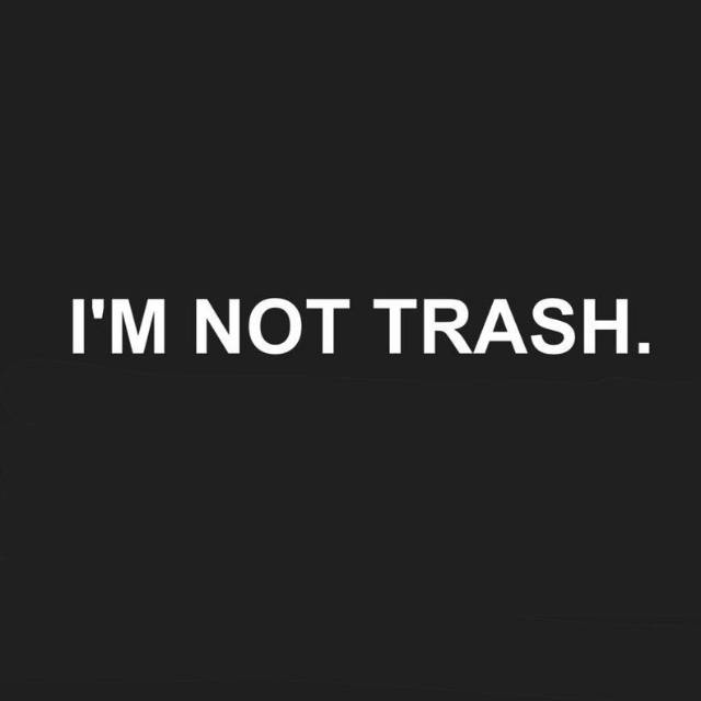 Produk IM NOT TRASH PUSAT | Shopee Indonesia