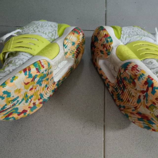 Produk SEPATU BASKET SECOND BATAM | Shopee Indonesia