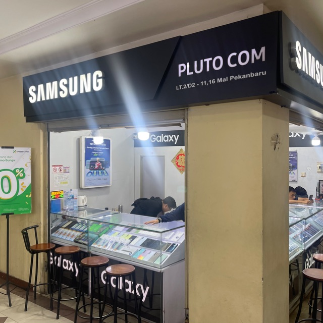 Produk PLUTO COM PONSEL | Shopee Indonesia