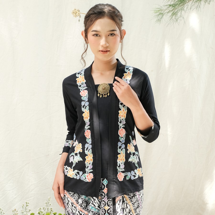 Produk Meradelima Batik Co. | Shopee Indonesia